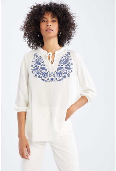 DeFacto Traditional Regular Fit Krinkıl Kumaş Uzun Kollu Bluz U2970AZ22SM DeFacto Traditional Regular Fit Krinkıl Kumaş Uzun Kollu Bluz U2970AZ22SM