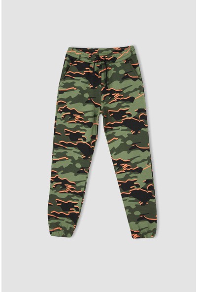 DeFacto Erkek Çocuk Regular Fit Kamuflaj Desenli Jogger Eşofman Alt X5599A622SM DeFacto Erkek Çocuk Regular Fit Kamuflaj Desenli Jogger Eşofman Alt X5599A622SM