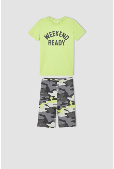 DeFacto Erkek Çocuk Regular Fit Kamuflaj Desenli Kısa Kollu Pamuklu Şortlu Pijama Takım X5094A622SM DeFacto Erkek Çocuk Regular Fit Kamuflaj Desenli Kısa Kollu Pamuklu Şortlu Pijama Takım X5094A622SM