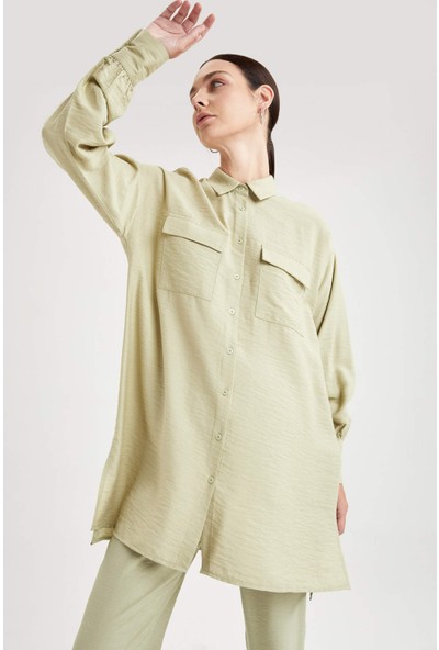 DeFacto Regular Fit Gömlek Yaka Çift Cepli Uzun Kollu Dokuma Tunik W4985AZ21HS DeFacto Regular Fit Gömlek Yaka Çift Cepli Uzun Kollu Dokuma Tunik W4985AZ21HS