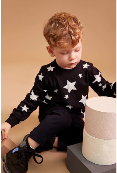 DeFacto Erkek Bebek Bisiklet Yaka Yılbaşı Temalı Yıldız Figürlü Kazak U7353A221WN DeFacto Erkek Bebek Bisiklet Yaka Yılbaşı Temalı Yıldız Figürlü Kazak U7353A221WN