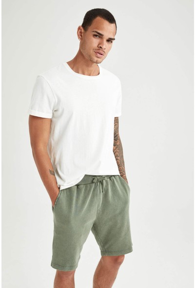 DeFacto Standart Fit Basic Şort W4474AZ21HS DeFacto Standart Fit Basic Şort W4474AZ21HS