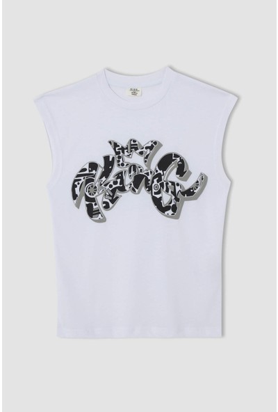 DeFacto Erkek Çocuk Relax Fit Baskılı Atlet W4074A621HS DeFacto Erkek Çocuk Relax Fit Baskılı Atlet W4074A621HS