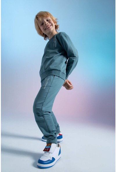 DeFacto Erkek Çocuk Regular Fit Bisiklet Yaka Slogan Baskılı Sweatshirt Eşofman Takım W7384A622SP