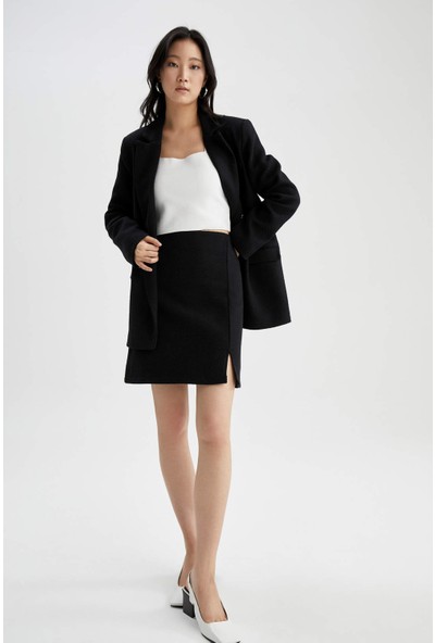 DeFacto A Kesim Astarlı Basic Mini Etek X1217AZ22SP DeFacto A Kesim Astarlı Basic Mini Etek X1217AZ22SP