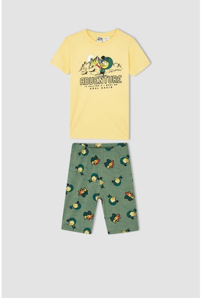 DeFacto Erkek Çocuk Kral Şakir Lisanslı Pamuklu Kısa Kollu Kapri Pijama Takım X3815A622SP DeFacto Erkek Çocuk Kral Şakir Lisanslı Pamuklu Kısa Kollu Kapri Pijama Takım X3815A622SP