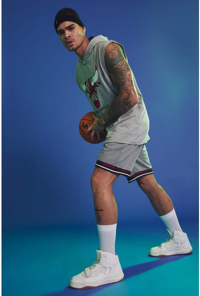 Defacto Regular Fit NBA Lisanslı Roller Spor Şortu U0452AZ21SM