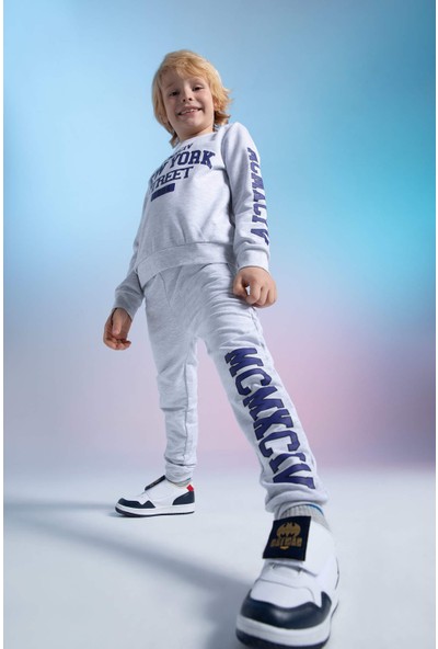 DeFacto Erkek Çocuk Regular Fit Bisiklet Yaka Slogan Baskılı Sweatshirt Eşofman Takım W7472A622SP