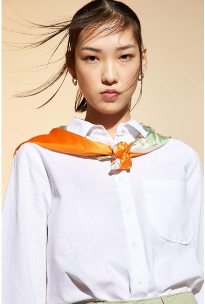 DeFacto Regular Fit Gömlek Yaka Uzun Kollu Poplin Tunik Gömlek W7739AZ22SM