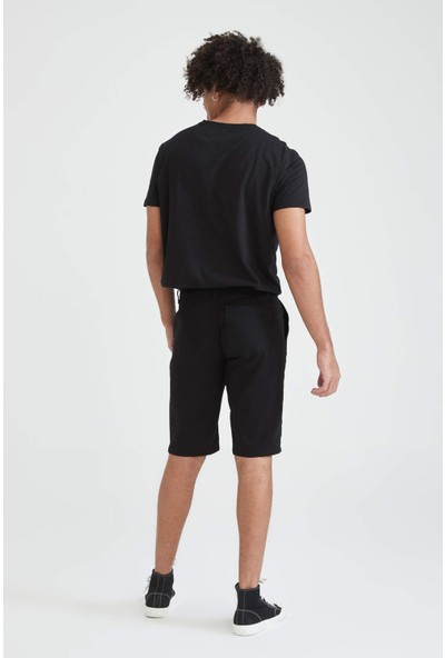 DeFacto Regular Fit Beli Bağcıklı Bermuda Şort R2057AZ21SM DeFacto Regular Fit Beli Bağcıklı Bermuda Şort R2057AZ21SM