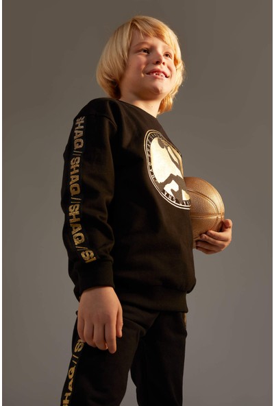 DeFacto Erkek Çocuk Shaquille O'Neal Lisanslı Relax Fit Bisiklet Yaka Sweatshirt W7493A622SP DeFacto Erkek Çocuk Shaquille O'Neal Lisanslı Relax Fit Bisiklet Yaka Sweatshirt W7493A622SP