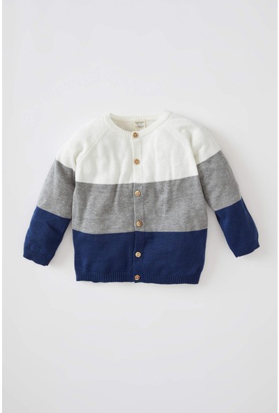 DeFacto Erkek Bebek Desenli Düğmeli Triko Hırka W6530A222SP DeFacto Erkek Bebek Desenli Düğmeli Triko Hırka W6530A222SP