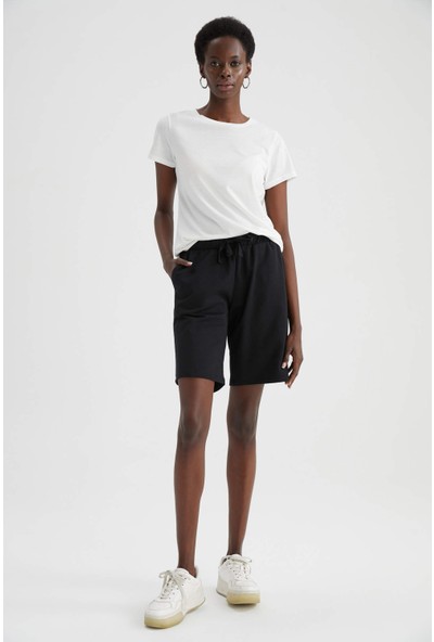 DeFacto Regular Beli Bağcıklı Geri Dönüşümlü Bermuda Şort W9369AZ22SM DeFacto Regular Beli Bağcıklı Geri Dönüşümlü Bermuda Şort W9369AZ22SM