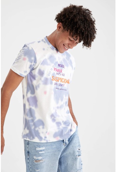 DeFacto Regular Fit Bisiklet Yaka Batik Baskılı Kısa Kollu Pamuklu Penye Tişört V7865AZ21HS DeFacto Regular Fit Bisiklet Yaka Batik Baskılı Kısa Kollu Pamuklu Penye Tişört V7865AZ21HS