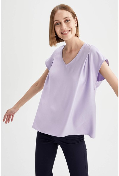 Defacto Basic V Yaka Relax Fit Kolsuz Bluz U4995AZ21SM Defacto Basic V Yaka Relax Fit Kolsuz Bluz U4995AZ21SM