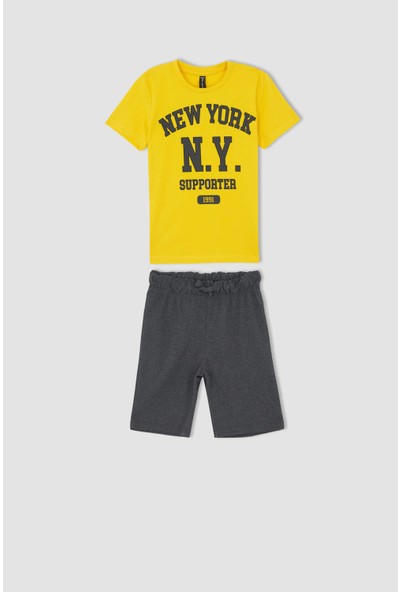 DeFacto Erkek Çocuk Slogan Baskılı Kısa Kollu Tişört ve Şort Takım X2642A622SP