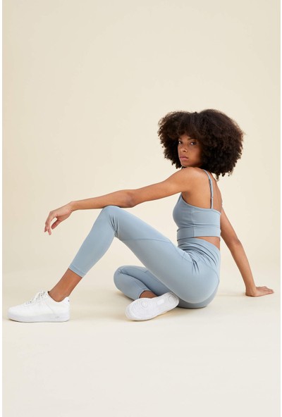 DeFacto Defacto Fit Slim Fit Ekstra Yüksek Bel Toparlayıcı Crop Spor Tayt V6989AZ22SP