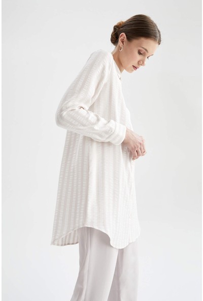 DeFacto Regular Fit Çizgi Desenli Viskon Gömlek Tunik X2915AZ22SP