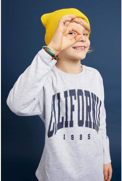 DeFacto Erkek Çocuk Bisiklet Yaka Baskılı Uzun Kollu Pamuklu Penye Tişört W7553A622SP DeFacto Erkek Çocuk Bisiklet Yaka Baskılı Uzun Kollu Pamuklu Penye Tişört W7553A622SP