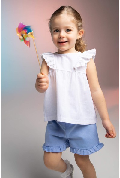 DeFacto Kız Bebek Pamuklu Volanlı Bluz Şort Takım X0666A222SP