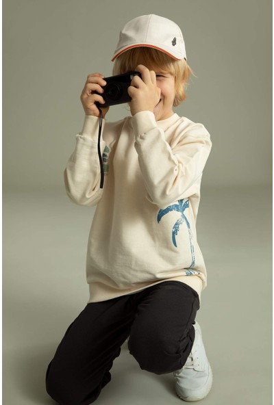DeFacto Erkek Çocuk Oversize Fit Bisiklet Yaka Baskılı Sweatshirt W6852A622SP