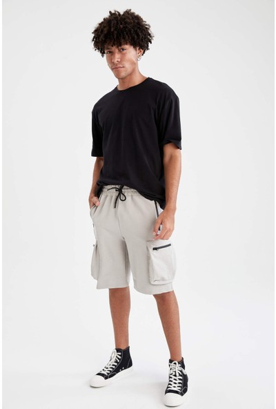 DeFacto Regular Fit Fermuarlı Kargo Pamuklu Penye Şort V3404AZ21SM DeFacto Regular Fit Fermuarlı Kargo Pamuklu Penye Şort V3404AZ21SM
