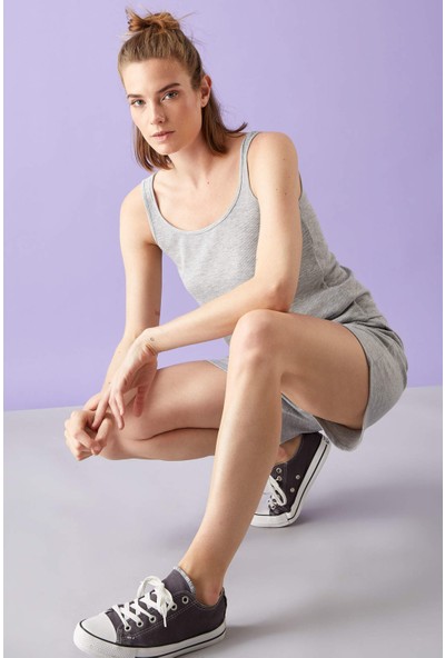Defacto Beli Bağcıklı Relax Fit Mini Şort U4565AZ21HS Defacto Beli Bağcıklı Relax Fit Mini Şort U4565AZ21HS