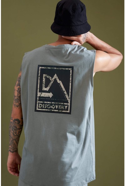 DeFacto Discovery Adventures Lisanslı Oversize Fit Bisiklet Yaka Sırt Baskılı Pamuklu Penye Tişört V2006AZ21SM DeFacto Discovery Adventures Lisanslı Oversize Fit Bisiklet Yaka Sırt Baskılı Pamuklu Penye Tişört V2006AZ21SM