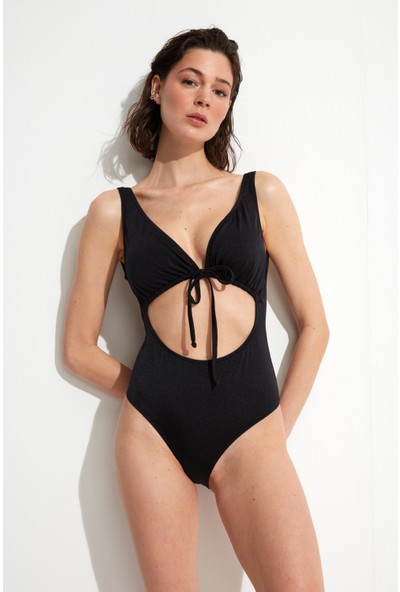 Less Is More Dekolteli Berlin Mayo LM22305_BLACK