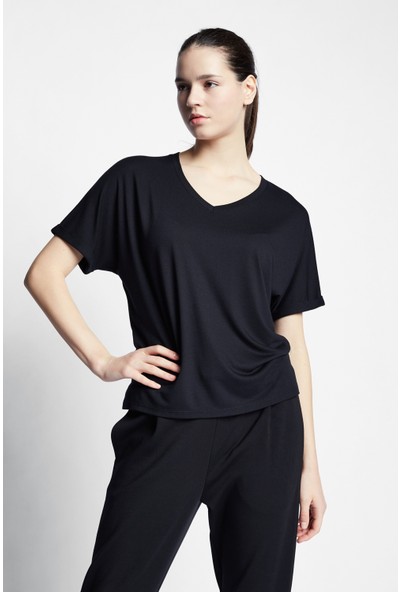 Lescon Siyah Kadın T-Shirt 22B-2104 Lescon Siyah Kadın T-Shirt 22B-2104