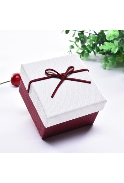 10 Adet Izle Bilezik Kutusu, Özellikler: 9x8.5x5.5cm Beyaz Kırmızı (Yurt Dışından) 10 Adet Izle Bilezik Kutusu, Özellikler: 9x8.5x5.5cm Beyaz Kırmızı (Yurt Dışından)