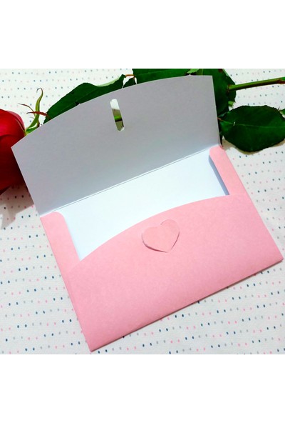 Dekorden Pembe Zarf, Kalp Tokalı