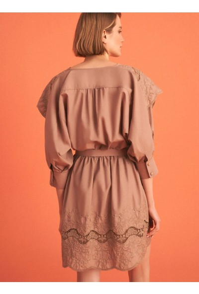 Nocturne Nocturne- Kuşaklı Brode Mini Elbise Kahverengi Nocturne Nocturne- Kuşaklı Brode Mini Elbise Kahverengi