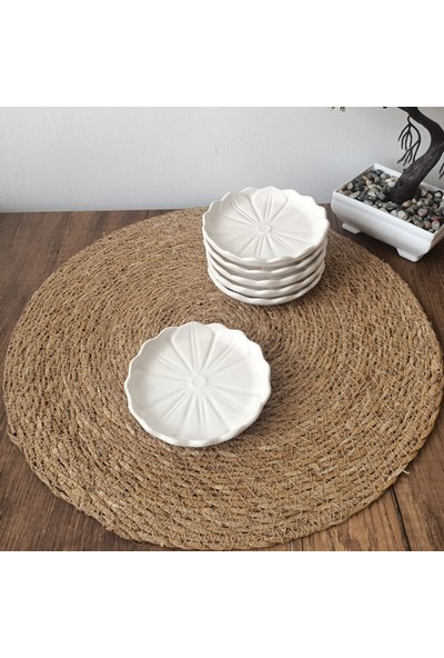 Bibuevim 6 Adet Seramik Bej Papatya Model Çay Tabağı