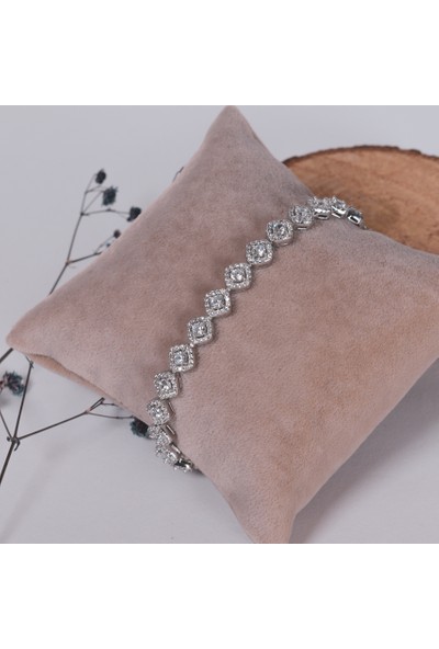 Feniks Silver 925 Ayar Gümüş Sıralı Zikon Taşlı Bileklik
