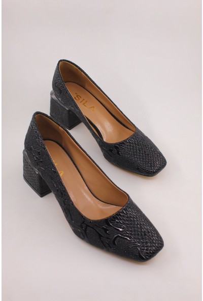 Papistil Love Yılan Baskılı Küt Burun Topuklu Ayakkabı