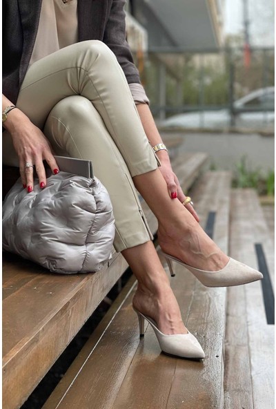 Shoemol Sıamo Latte Süet Topuklu Mule Terlik Shoemol Sıamo Latte Süet Topuklu Mule Terlik