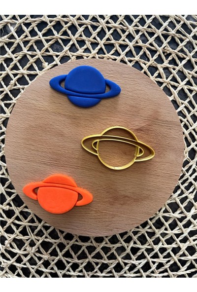Small Shapes Satürn Kurabiye Kalıbı Ve Hamur Kesici Small Shapes Satürn Kurabiye Kalıbı Ve Hamur Kesici