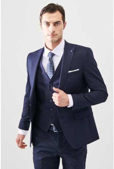 Altınyıldız Classics Ekstra Slim Fit Dar Kesim Kırlangıç Yaka Armürlü Klasik Cibu Yelekli Takım Elbise Altınyıldız Classics Ekstra Slim Fit Dar Kesim Kırlangıç Yaka Armürlü Klasik Cibu Yelekli Takım Elbise