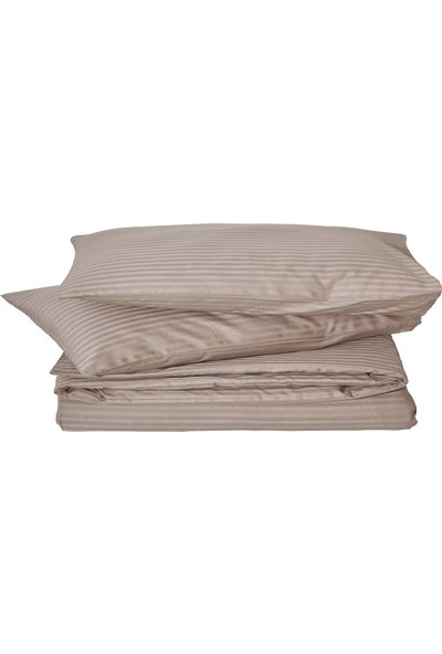 Komfort Home Çift Kişilik Çizgili Pamuk Saten Nevresim Seti / S. Kahve Komfort Home Çift Kişilik Çizgili Pamuk Saten Nevresim Seti / S. Kahve