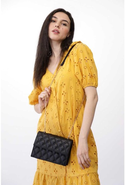 Modaline Demir Saplı Dikişli Çanta