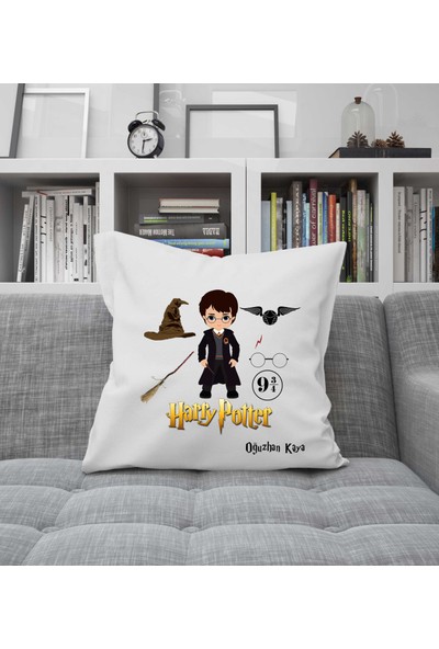 Kişiye Özel Dijital Çizim Harry Potter Tasarımlı Baskılı Yastık Kişiye Özel Dijital Çizim Harry Potter Tasarımlı Baskılı Yastık