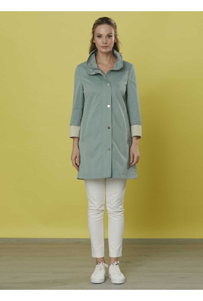 Selen Dik Yaka Standart Kalıp Düz MintKadın Trençkot - 22YSL9154