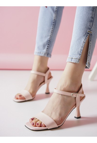 Topuklu Ayakkabı - Pudra Cilt - Ayakkabı Havuzu Topuklu Ayakkabı - Pudra Cilt - Ayakkabı Havuzu