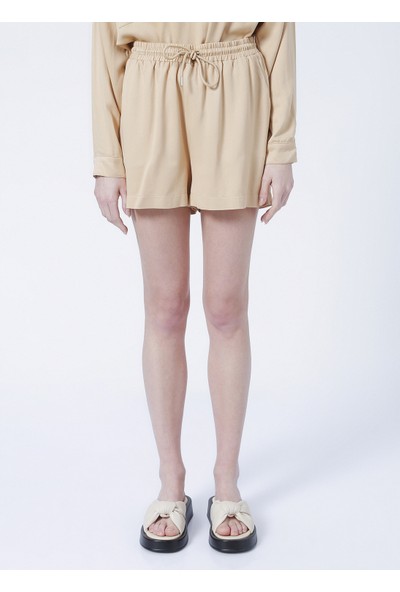 Fabrika Pinar Lastikli Basic Düz Bej Kadın Şort