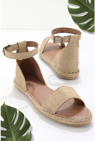 Bambi Bej Hasır Kadın Sandalet K016713024