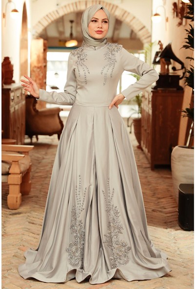 Tesettürlü Abiye Elbise - Boncuk Işlemeli Gri Tesettür Abiye Elbise 777GR Tesettürlü Abiye Elbise - Boncuk Işlemeli Gri Tesettür Abiye Elbise 777GR