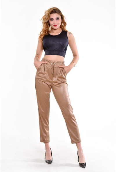 By Piera Deri Görünümlü Havuç Pantolon 202 By Piera Deri Görünümlü Havuç Pantolon 202