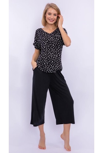 Pierre Cardin Kadın O Yaka Kapri Pijama Takımı