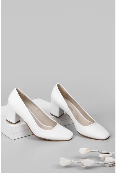 Gönderi(R) Gön Küt Burun Kalın Topuklu Kadın Klasik Ayakkabı 37800